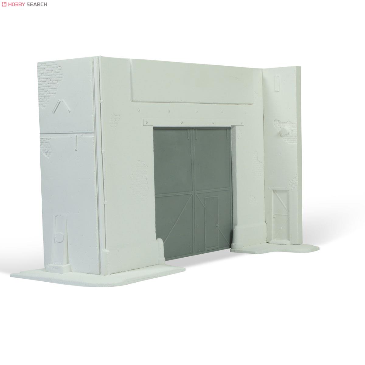 Factory Front Interior (Plastic model) - HobbySearch Military Model Store